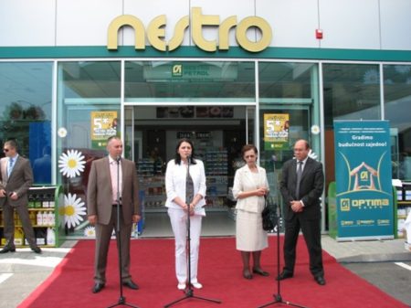 Otvorena benzinska pumpa Nestro petrol - GradPrijedor.com - Portal ...
