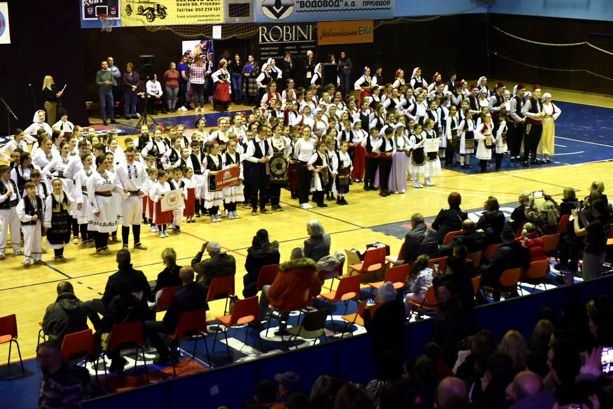 Održan Međunarodni festival folklora „Razigrana mladost“ - GradPrijedor ...
